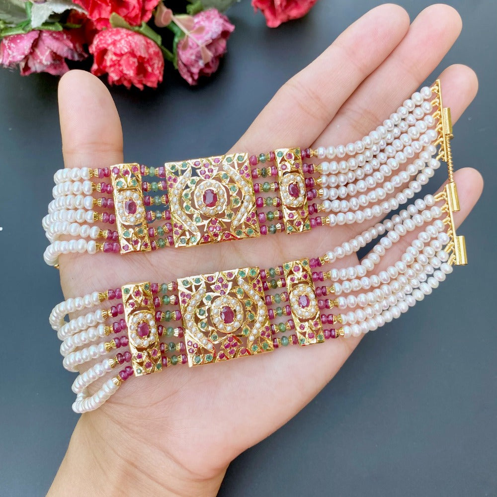 Pair of Traditional Punjabi Jadau Dastis in 916 Gold GBNG 026