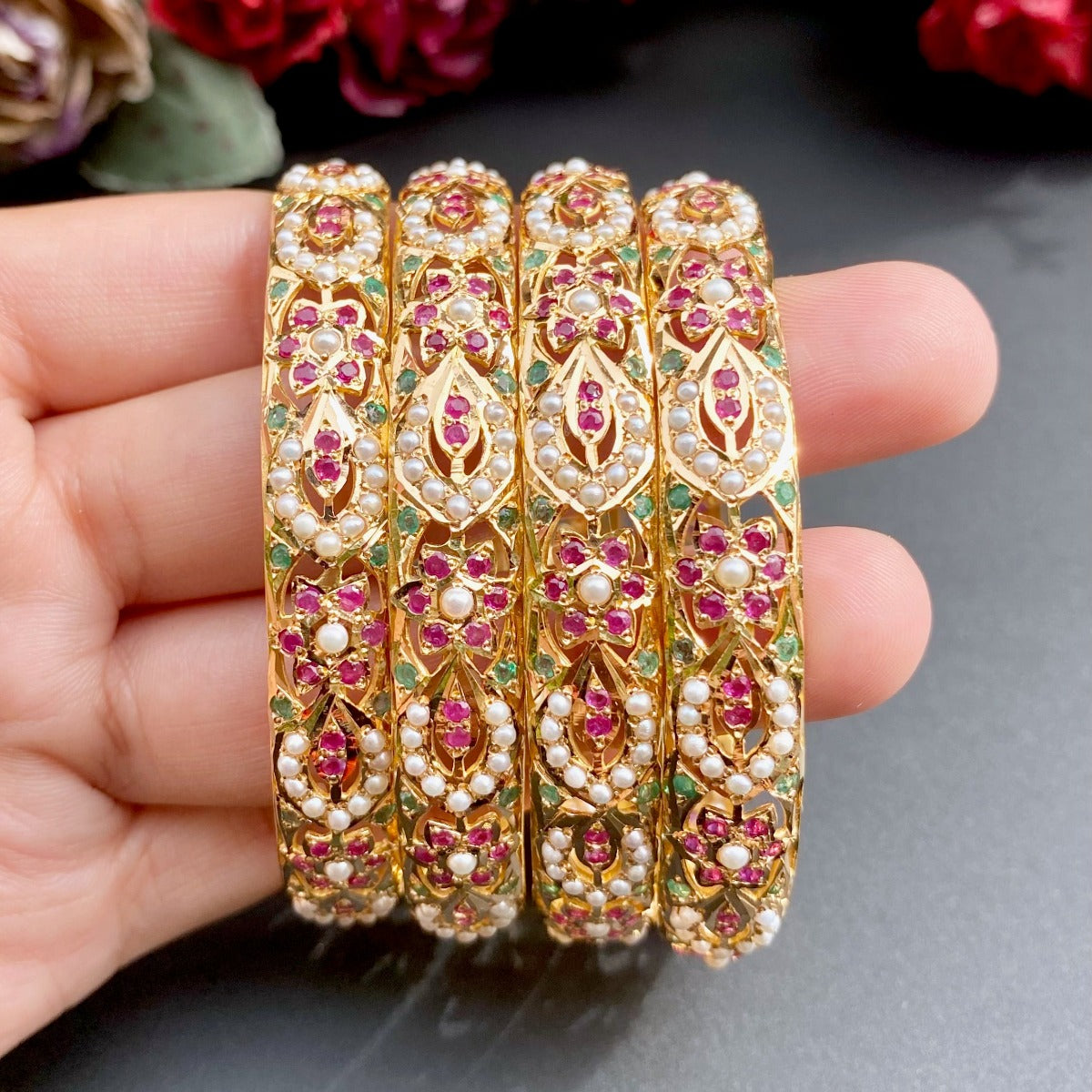 Gold Bangles, Handcrafted with Traditional Mughal Jadau Technique GBNG